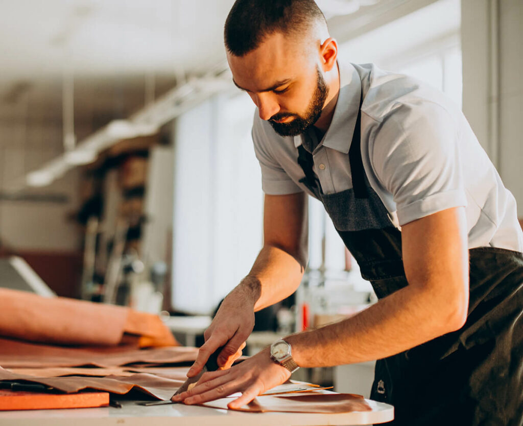 10 idées de métiers manuels qui recrutent en reconversion